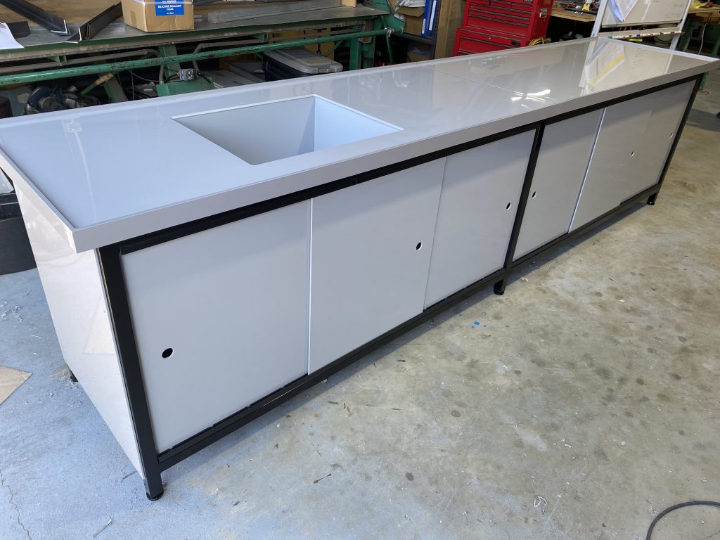 Enclosed Worktop – Walton Plastics Engineering